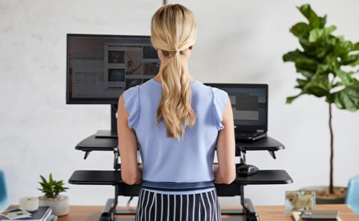 What We Discoveredafter Using a Standing Desk for Several Months - Many ...